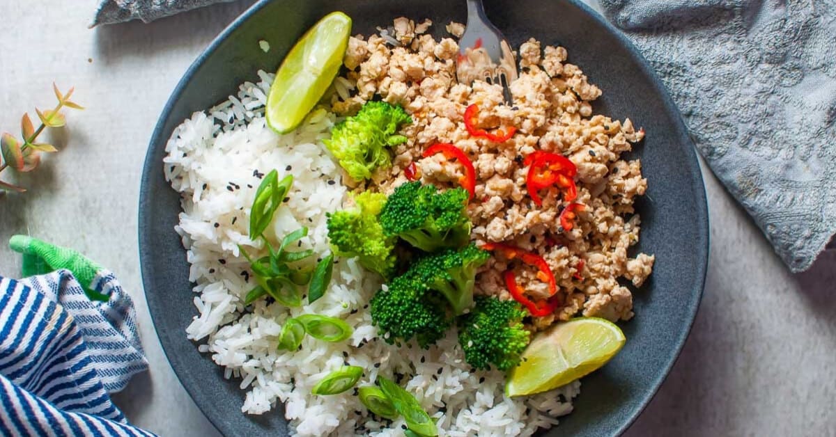 Healthy Thai Garlic Chicken (Low Carb Option) | My Sugar Free Kitchen